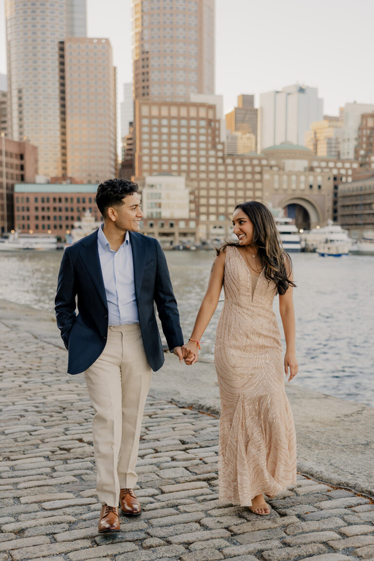 Seaport Engagement Photos: The Perfect Boston Skyline Backdrop ...