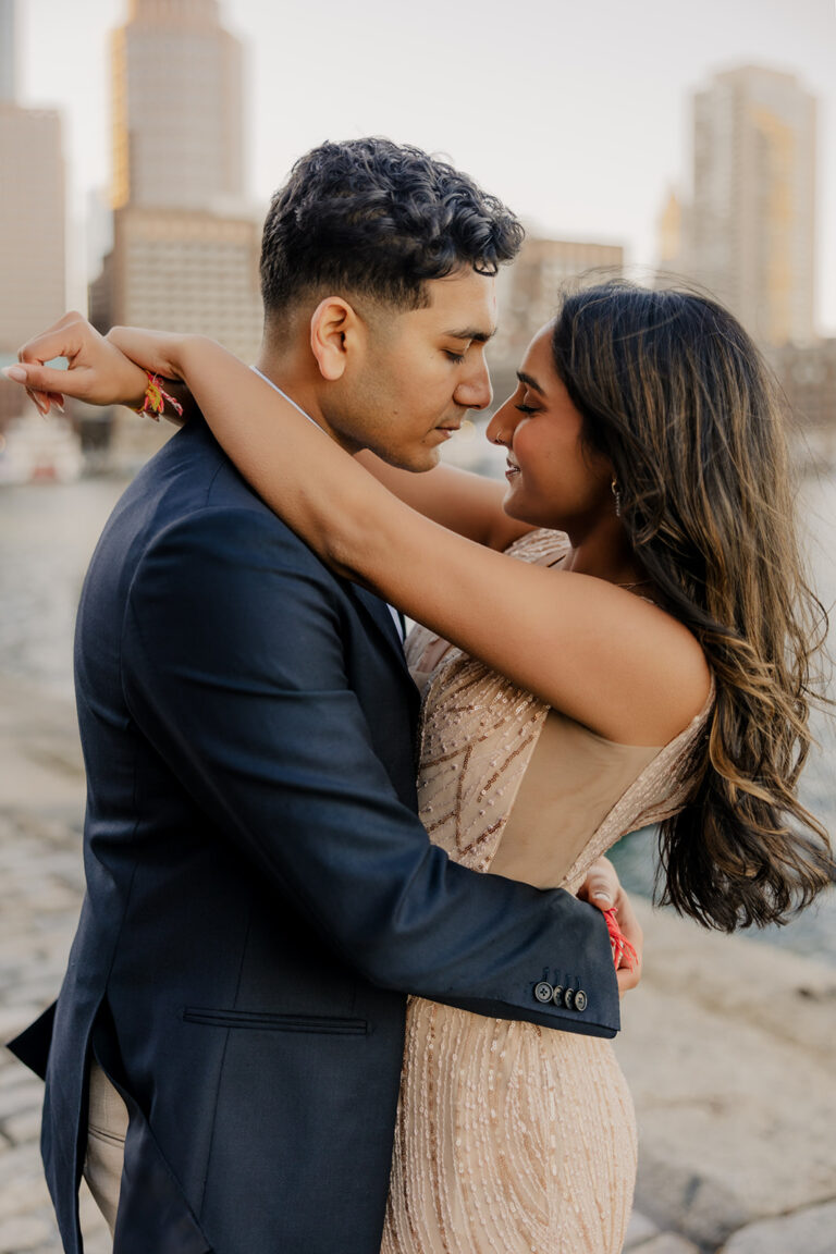 Seaport Engagement Photos: The Perfect Boston Skyline Backdrop ...