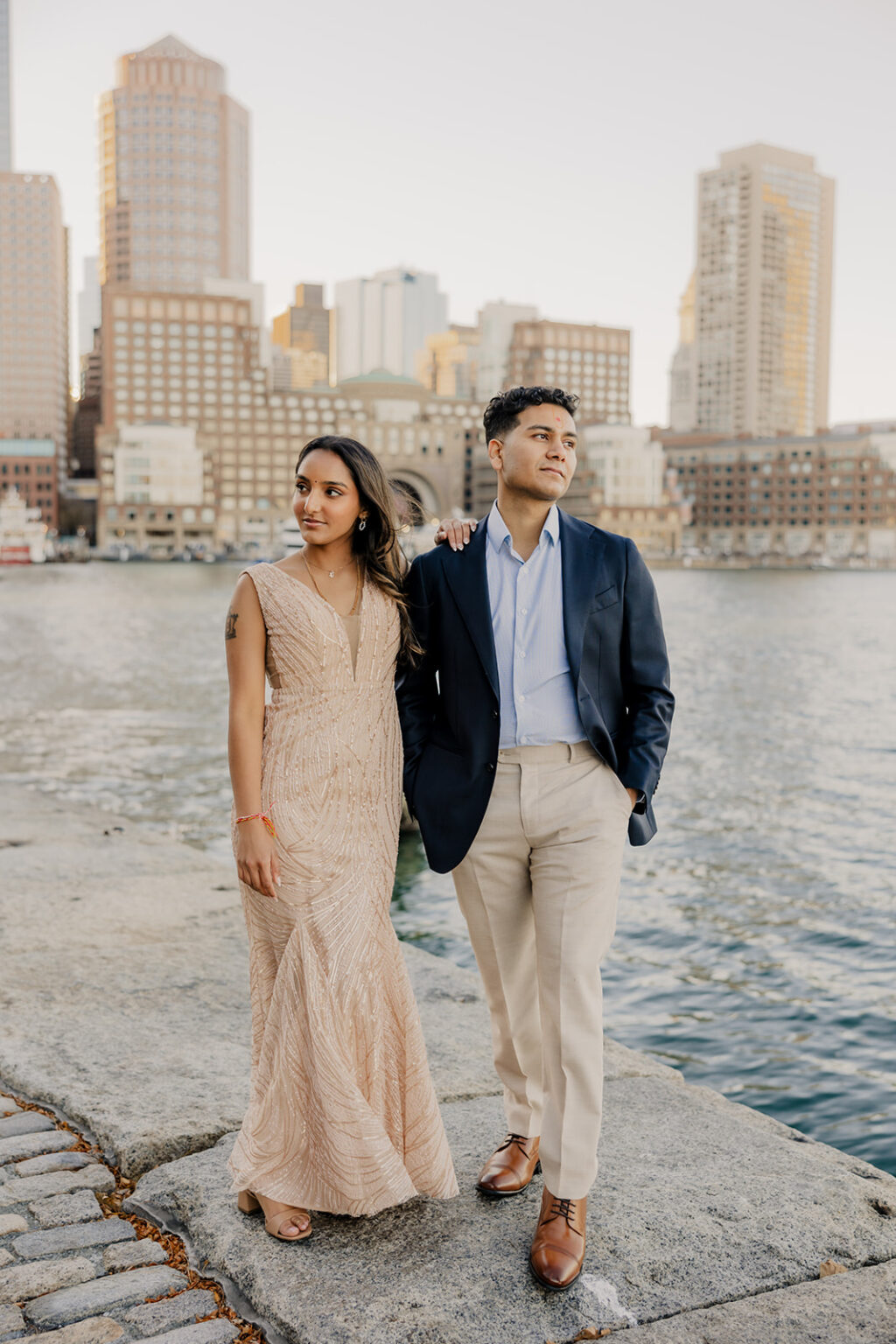 Seaport Engagement Photos: The Perfect Boston Skyline Backdrop ...