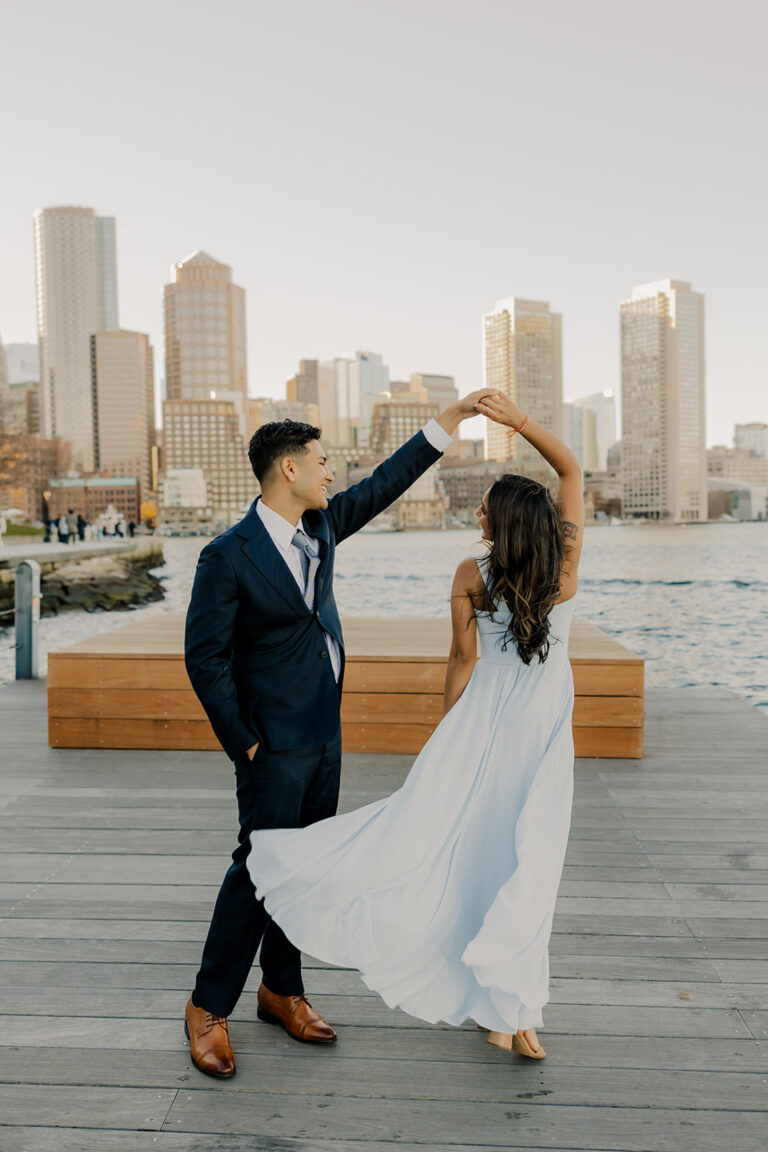 Seaport Engagement Photos: The Perfect Boston Skyline Backdrop ...